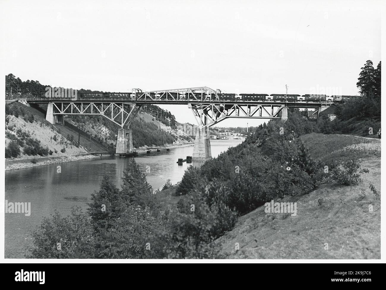 The flap bridge over the Södertälje canal Stock Photo - Alamy