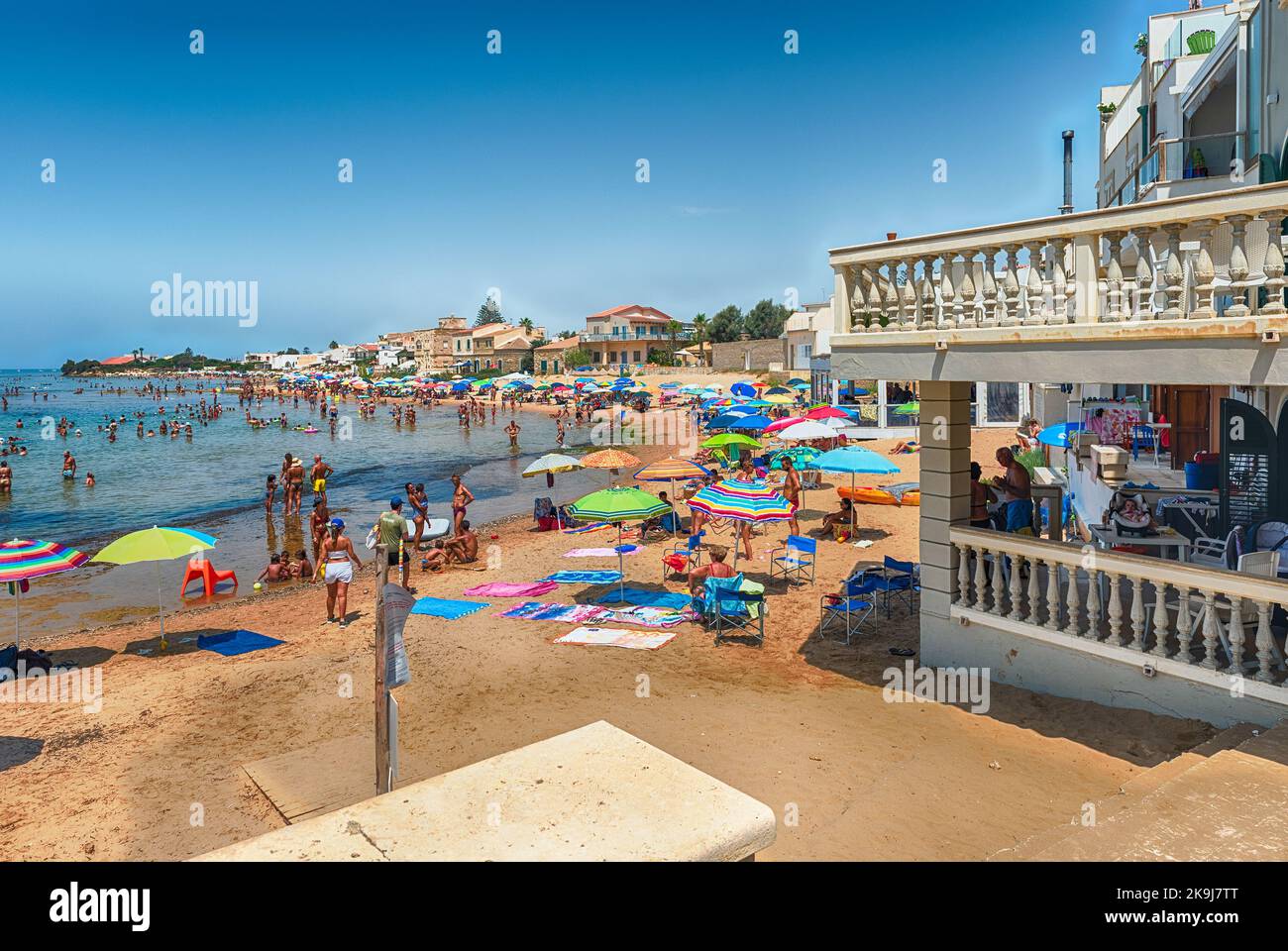 Inspector montalbano location hi-res stock photography and images - Alamy