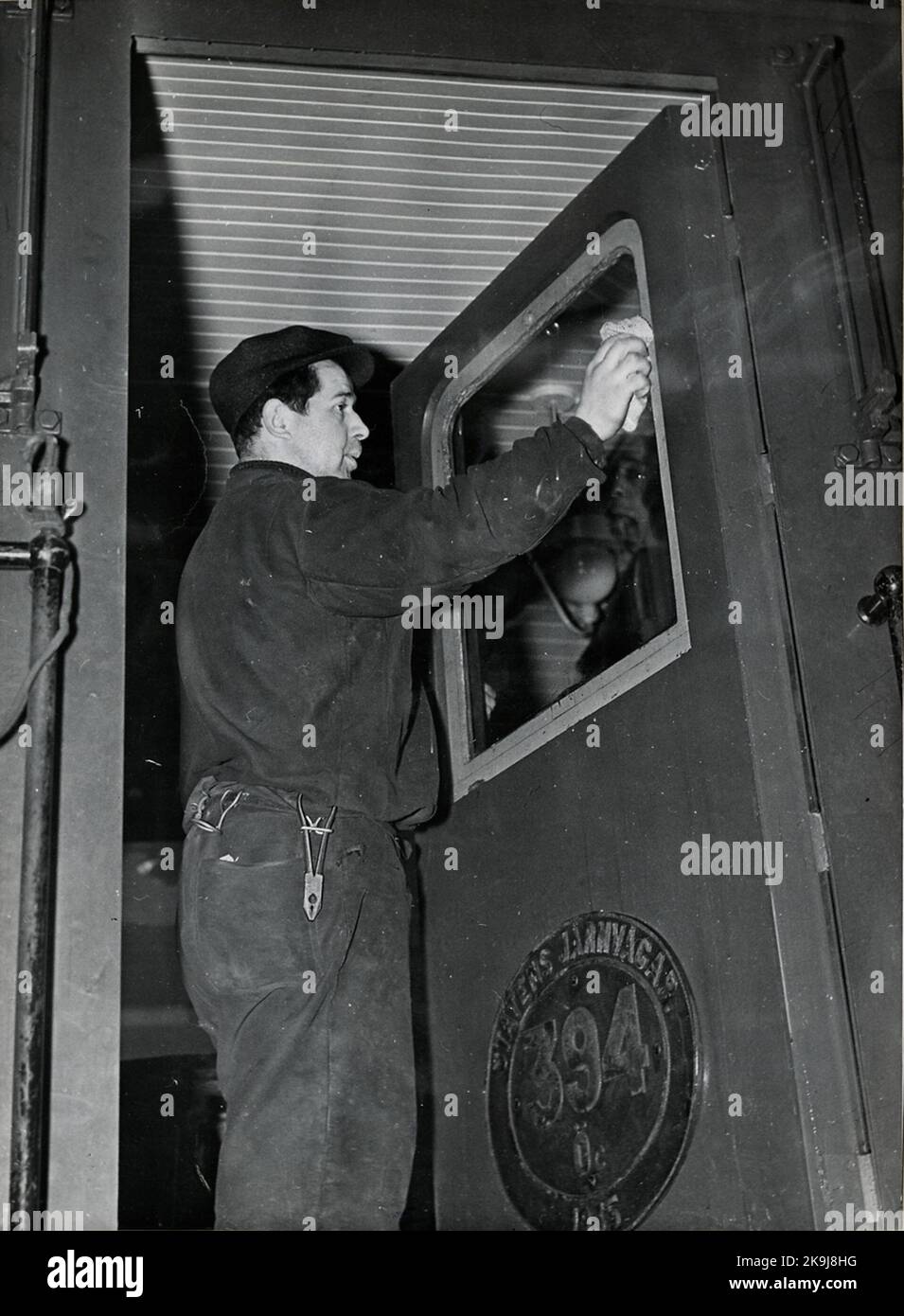 Removing work by ELLOK. State Railways, SJ ÖC 394 Stock Photo - Alamy