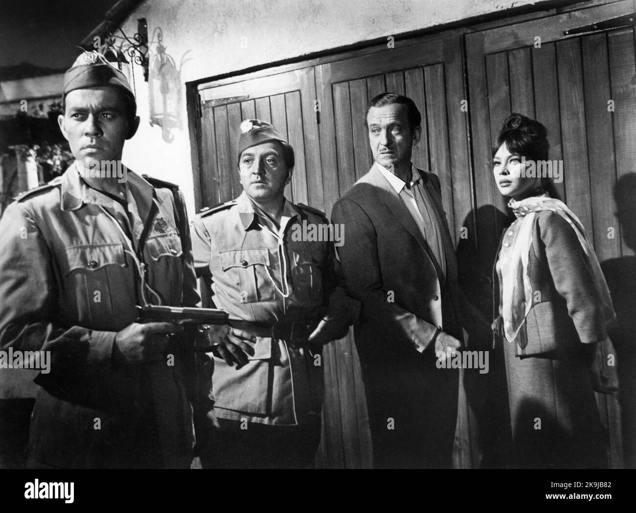 David niven leslie caron hi-res stock photography and images - Alamy