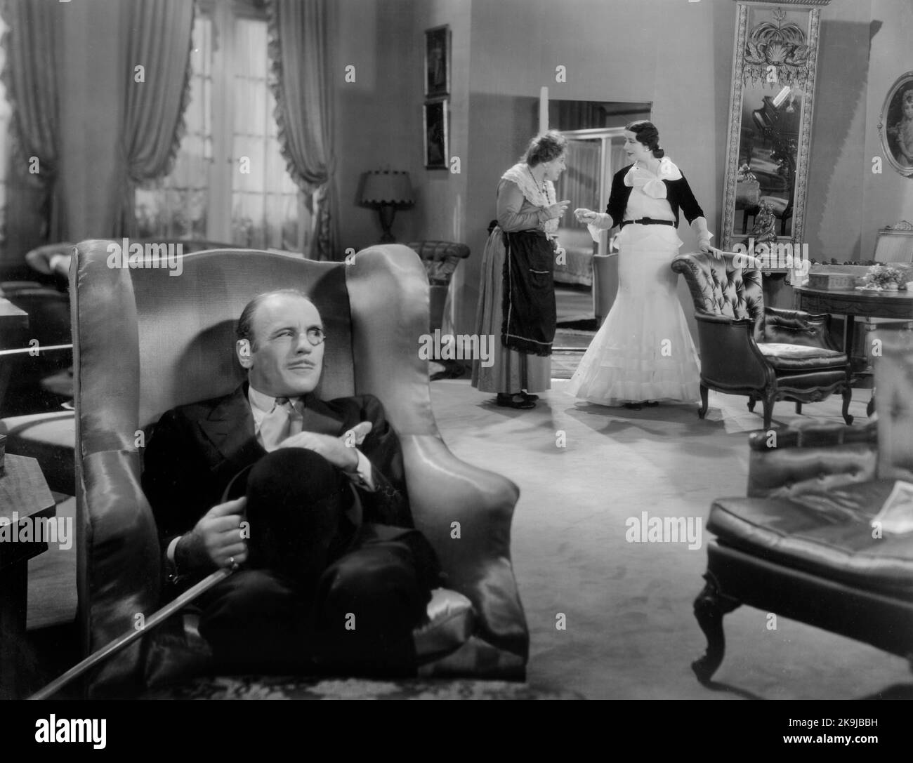 Roland Young, Maude Eburne, Lynn Fontanne, on-set of the Film, "The ...