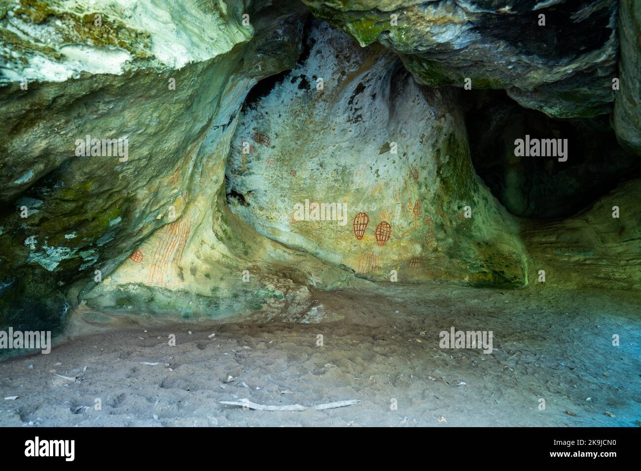 cave drawing in a national park, old cave art on the walls Stock Photo ...