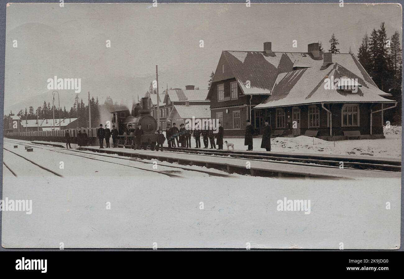 Köping Hults Railway, KHJ Lok 13. Vanneboda station was built in 1876 ...