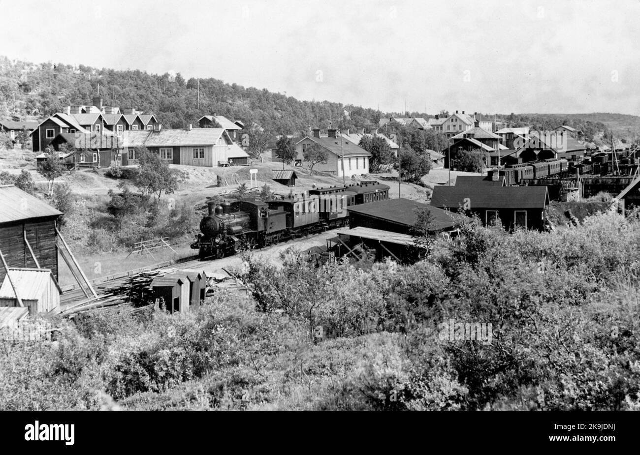 L-locomotive with passenger trains. Storlien station Stock Photo - Alamy