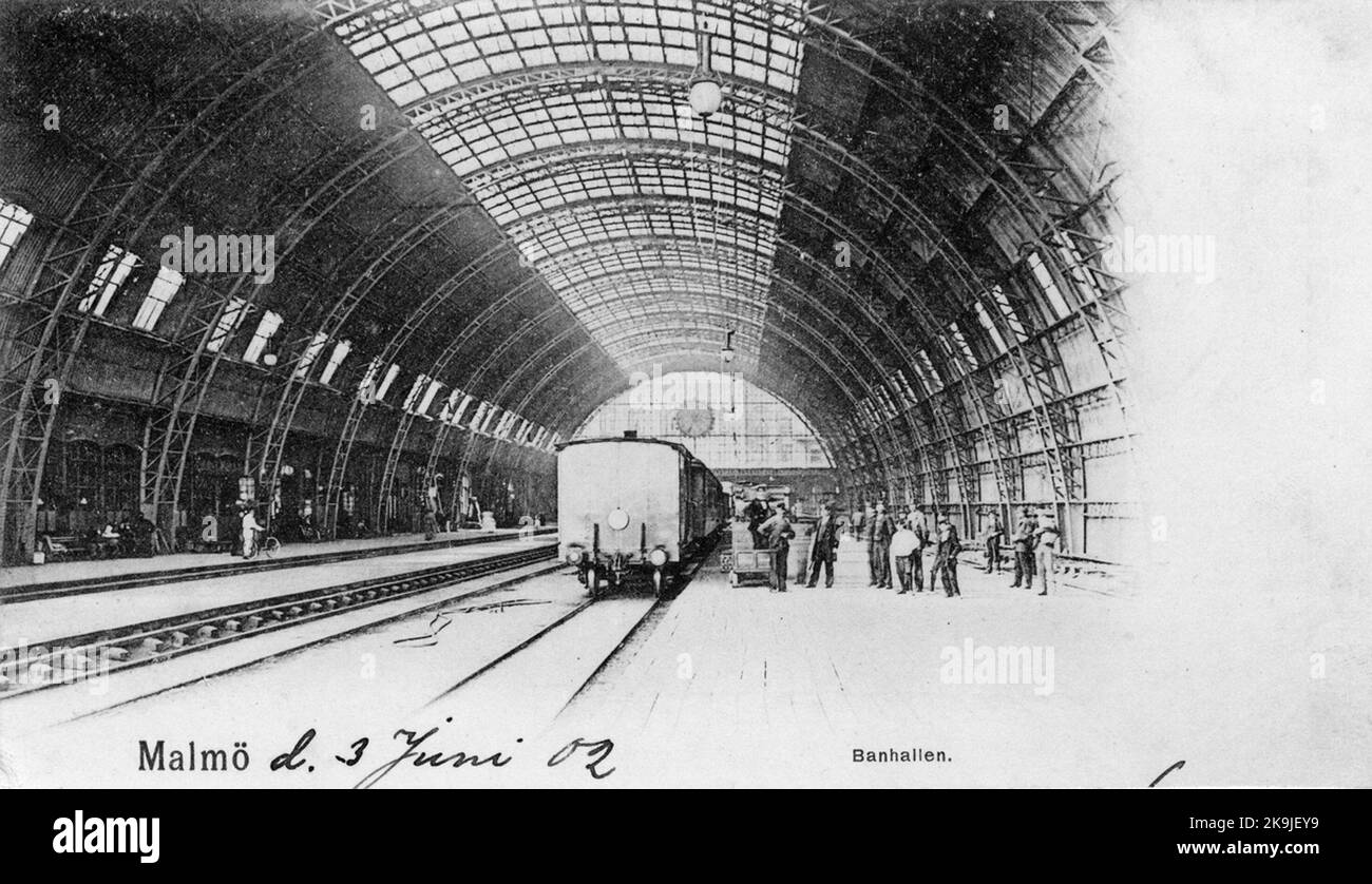 The track hall interior, arched railway hall in iron and glass Stock ...