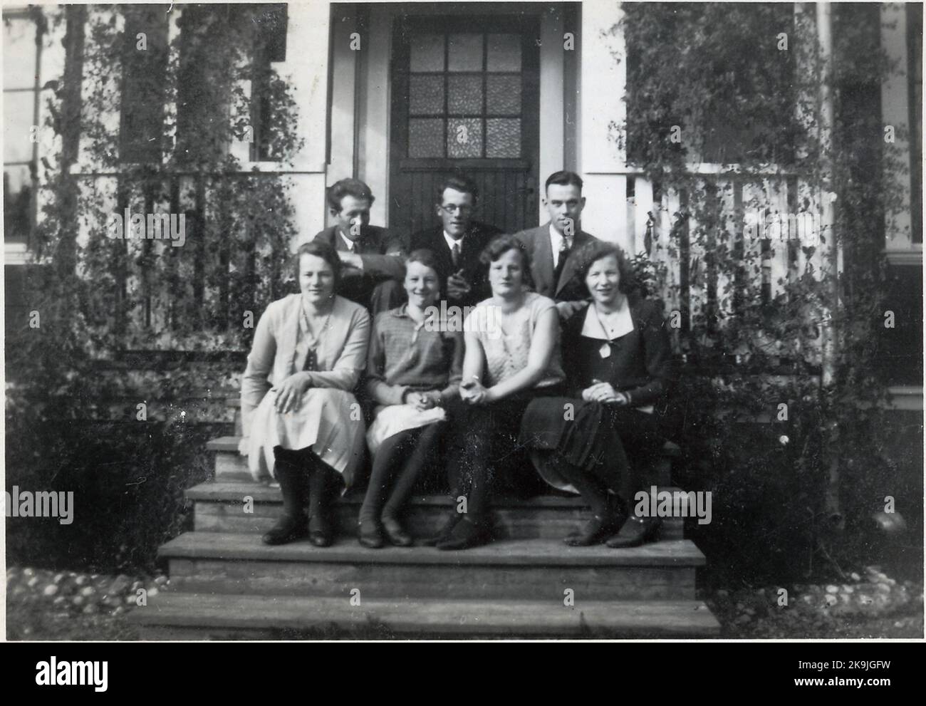 Siblings Andersson. Sitting in the middle: Ingemar and below from left ...