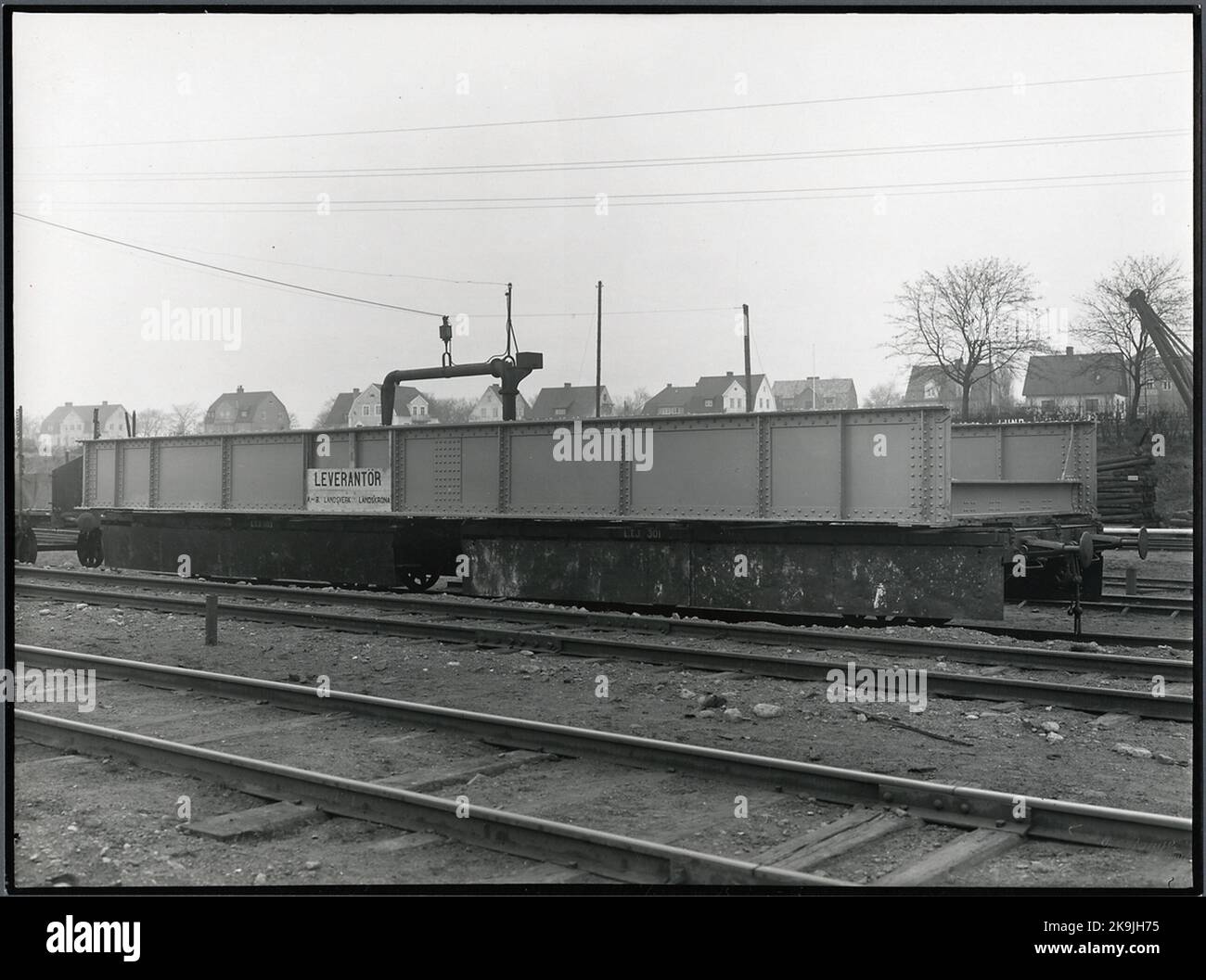 The bridge to the downward track on the road gate over Trollebergsvägen ...