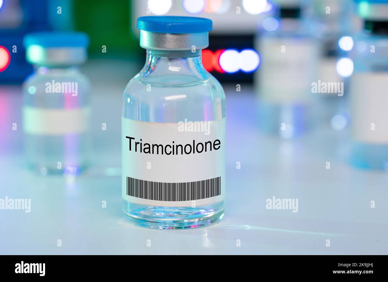Vial of triamcinolone Stock Photo - Alamy