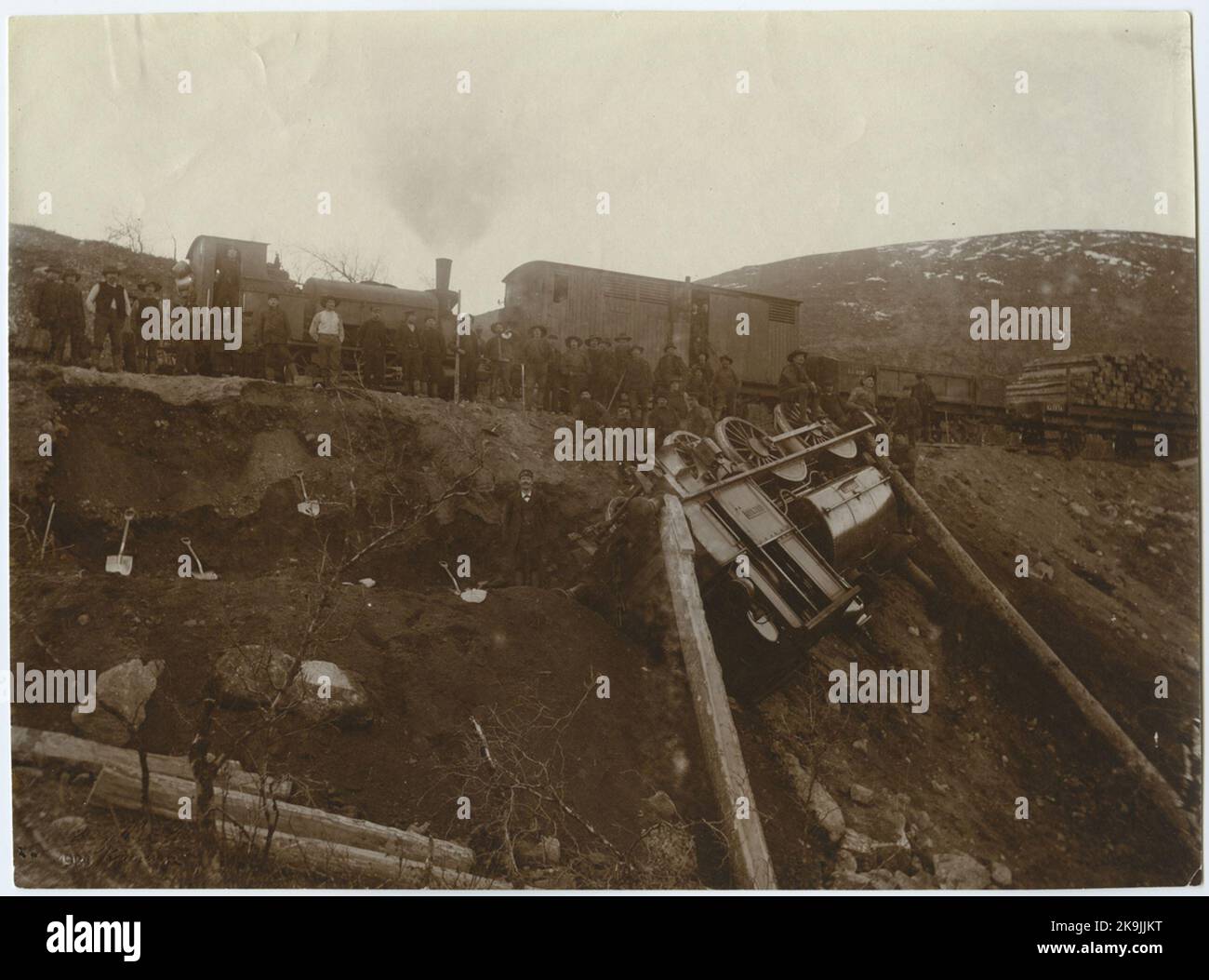 Accident at Nakerijokk September 24, 1900. One of the building ...