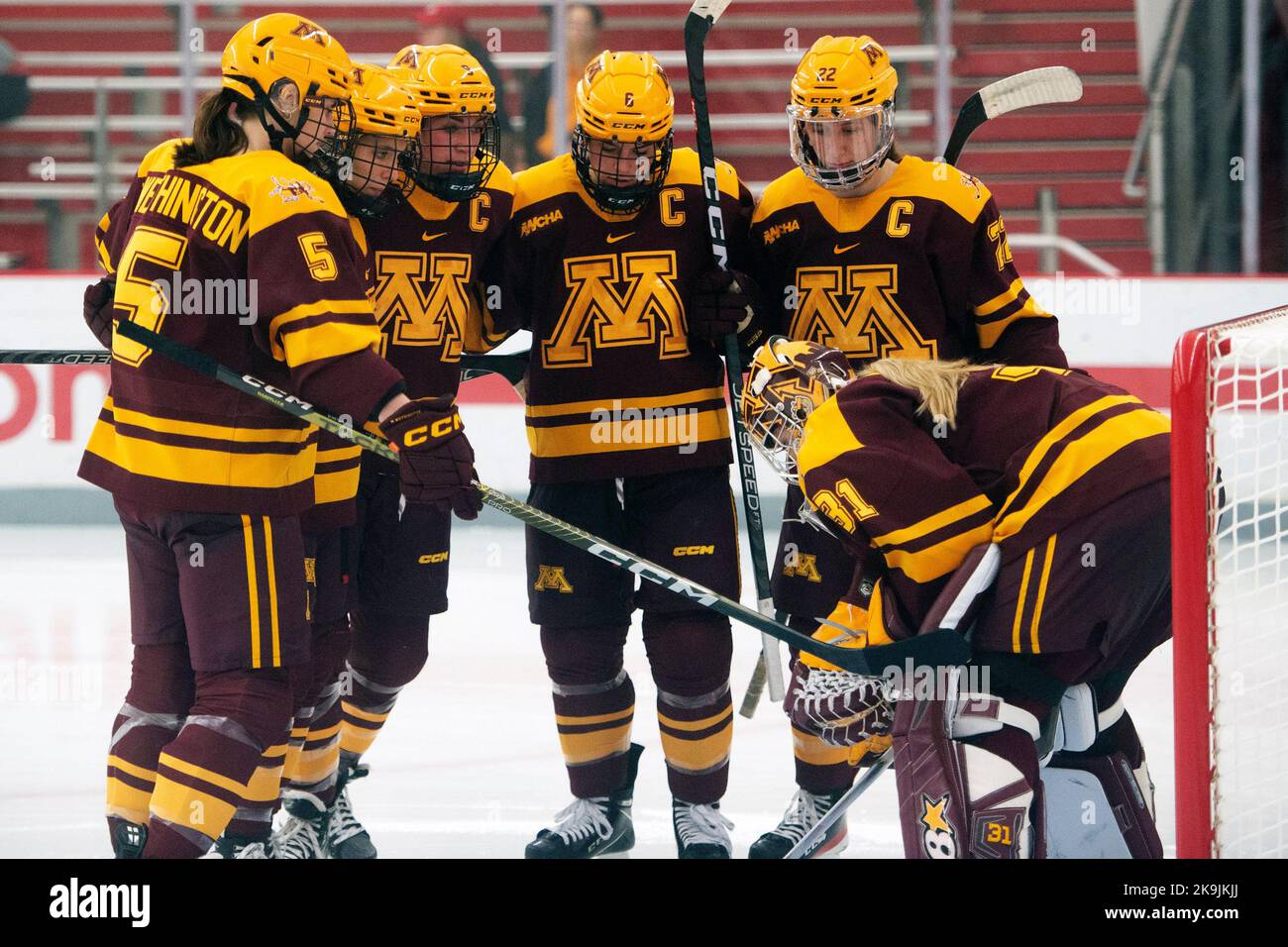 October 28, 2022: The Minnesota Golden Gophers surround Minnesota ...