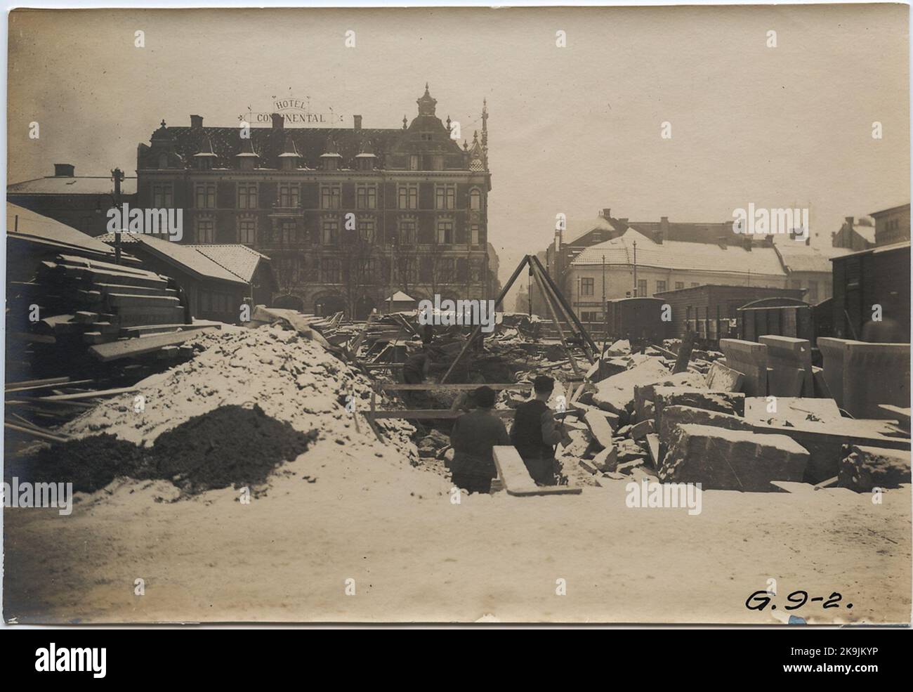 Platform building at Gothenburg station Stock Photo - Alamy