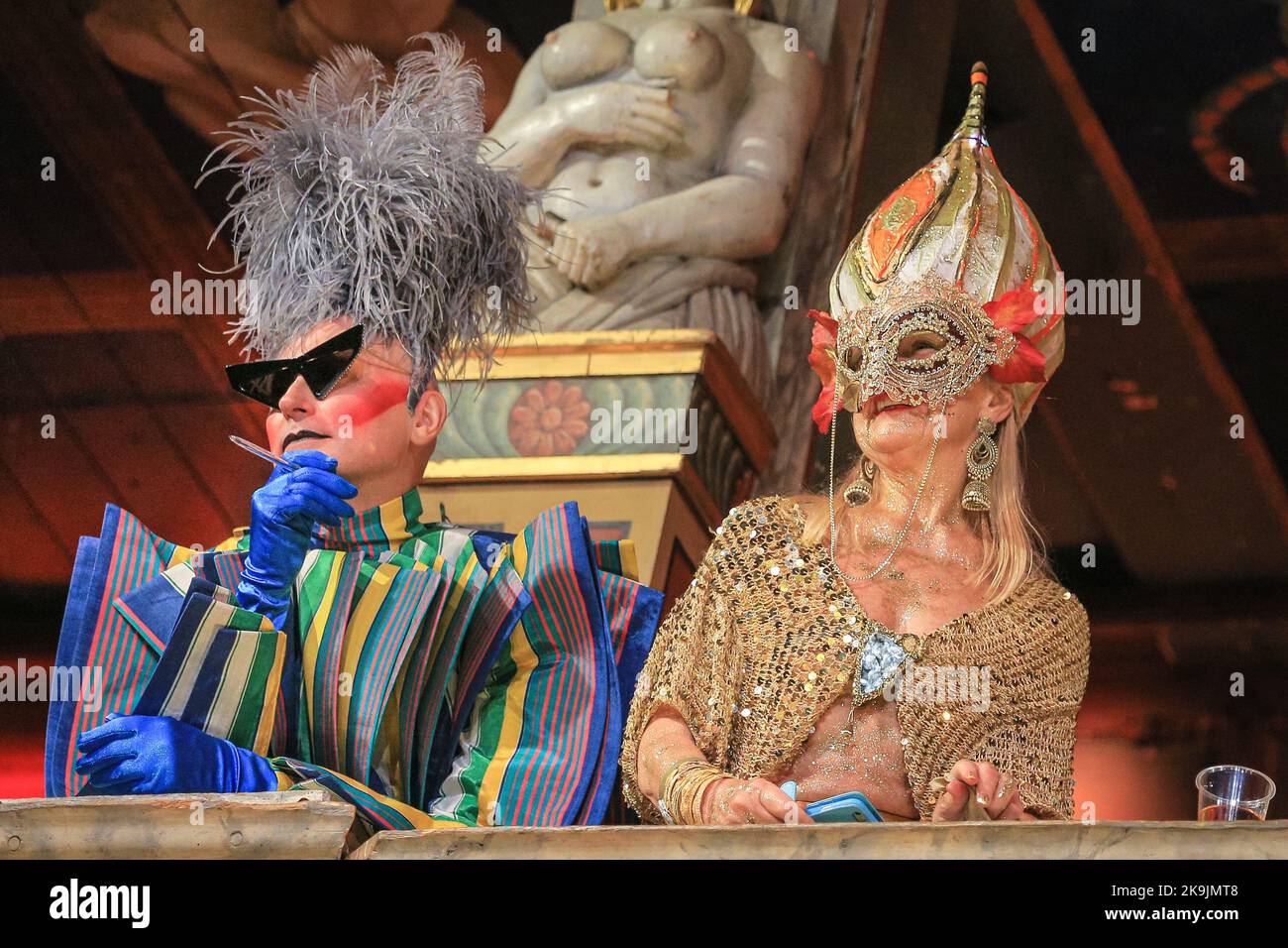 Globe Theatre, London, UK. 28th Oct, 2022. Contestants show off their ...