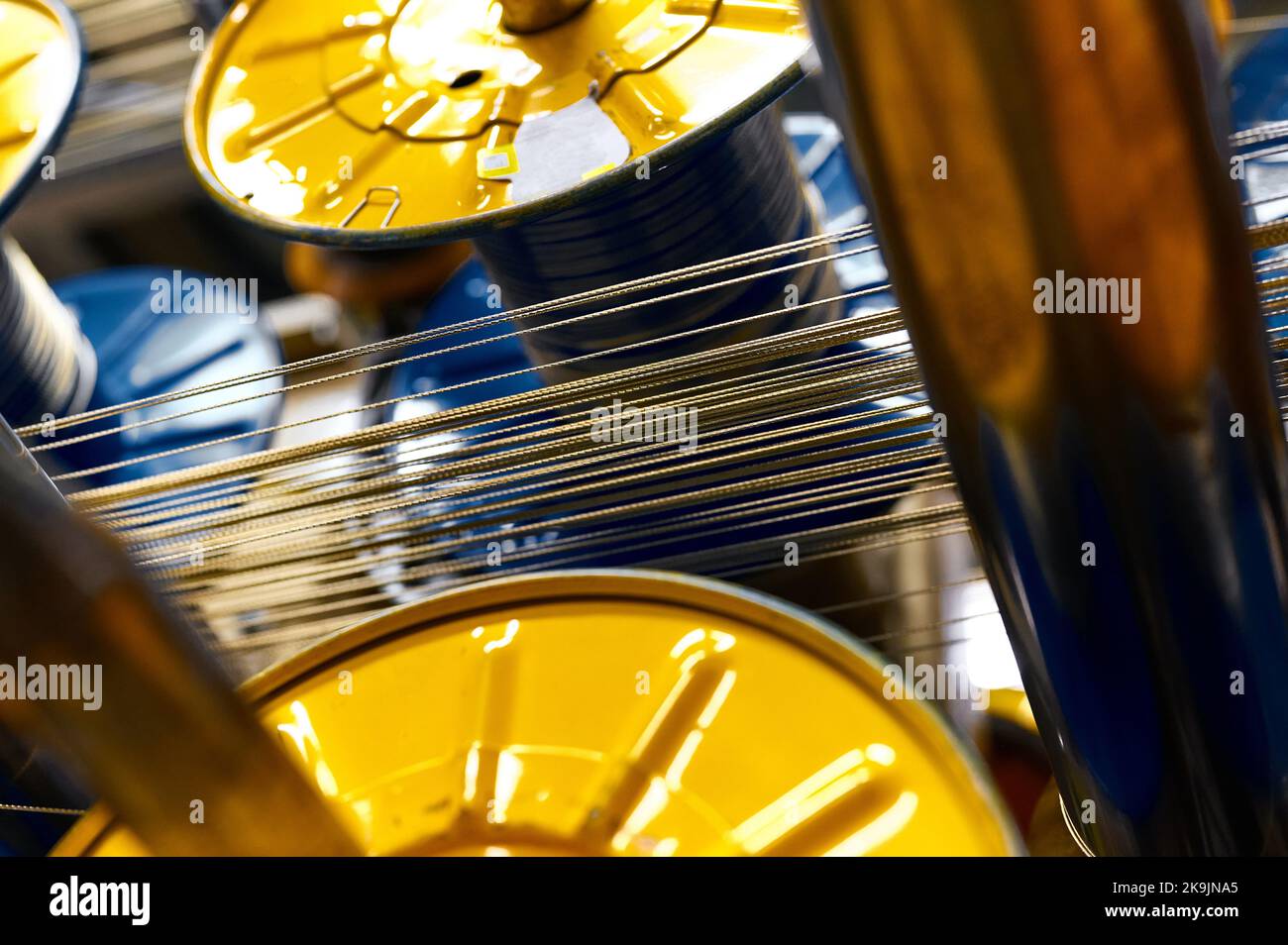 Spool of wire workshop hi-res stock photography and images - Alamy