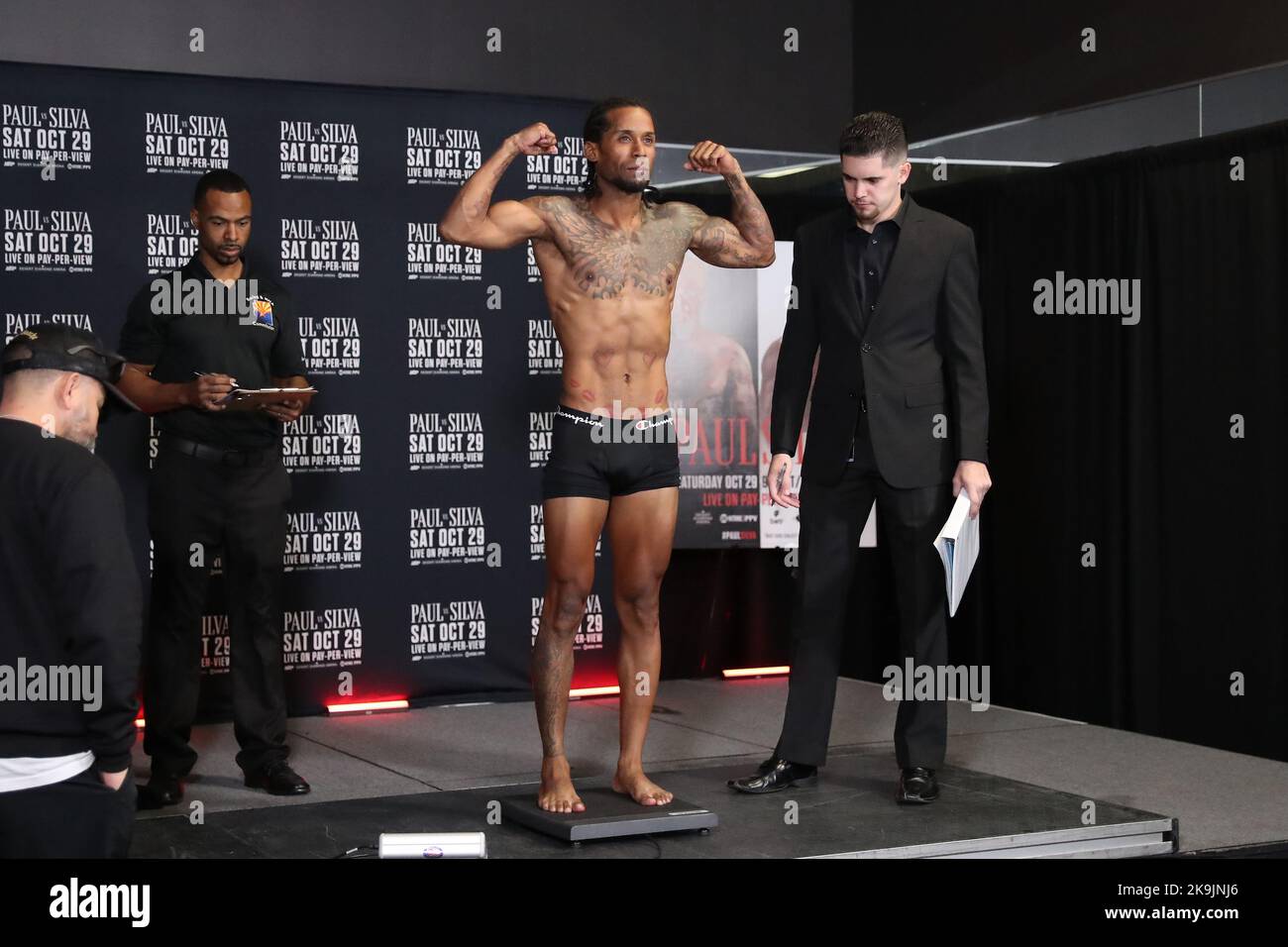 GLENDALE, AZ - OCTOBER 28: Boxer Braulio Rodriguez steps on the scale ...