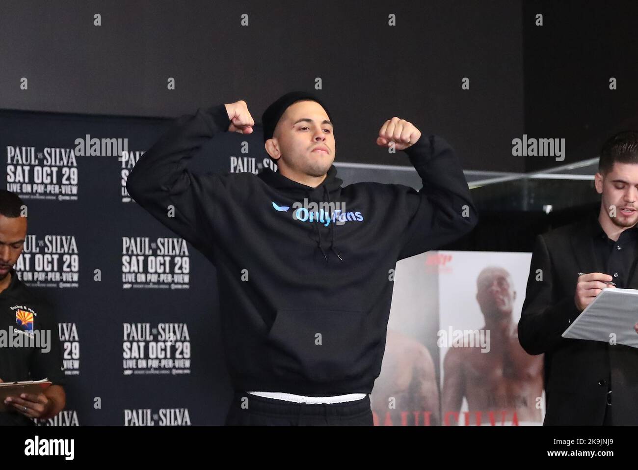 Paul vs silva official weigh ins hi-res stock photography and images ...