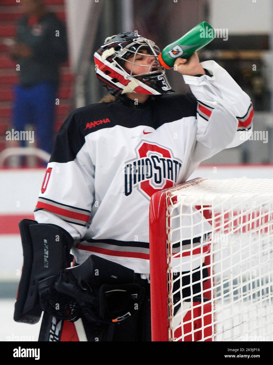 Columbus, Ohio, USA. 28th Oct, 2022. Ohio State Buckeyes goaltender ...