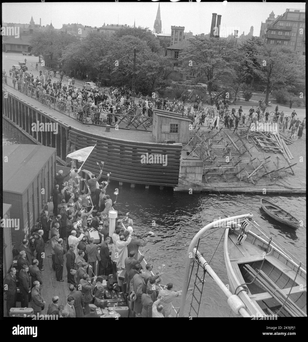 Home transport of Danish refugees with the train ferry Malmö Stock ...