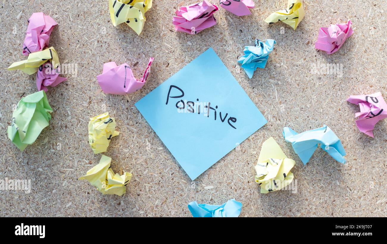 Hand written note of positive concept on a sticky note Stock Photo - Alamy