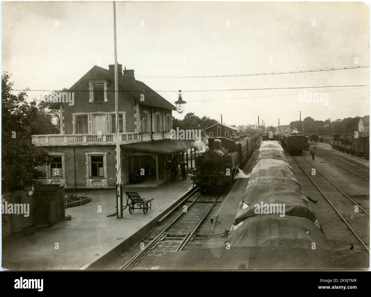 The steam locomotive in the picture is probably locomotive no. 15 Stock ...