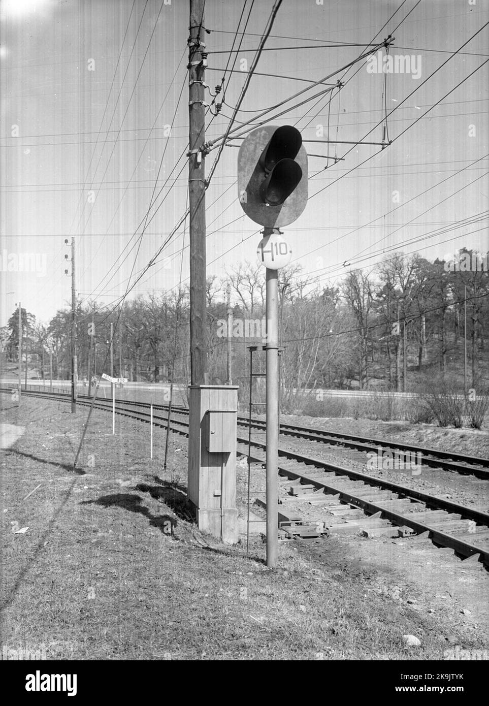 Signal light train Black and White Stock Photos & Images - Alamy