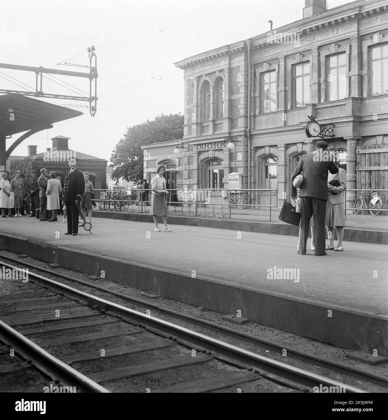 The old station is from 1886, when the West Coast Line was inaugurated ...