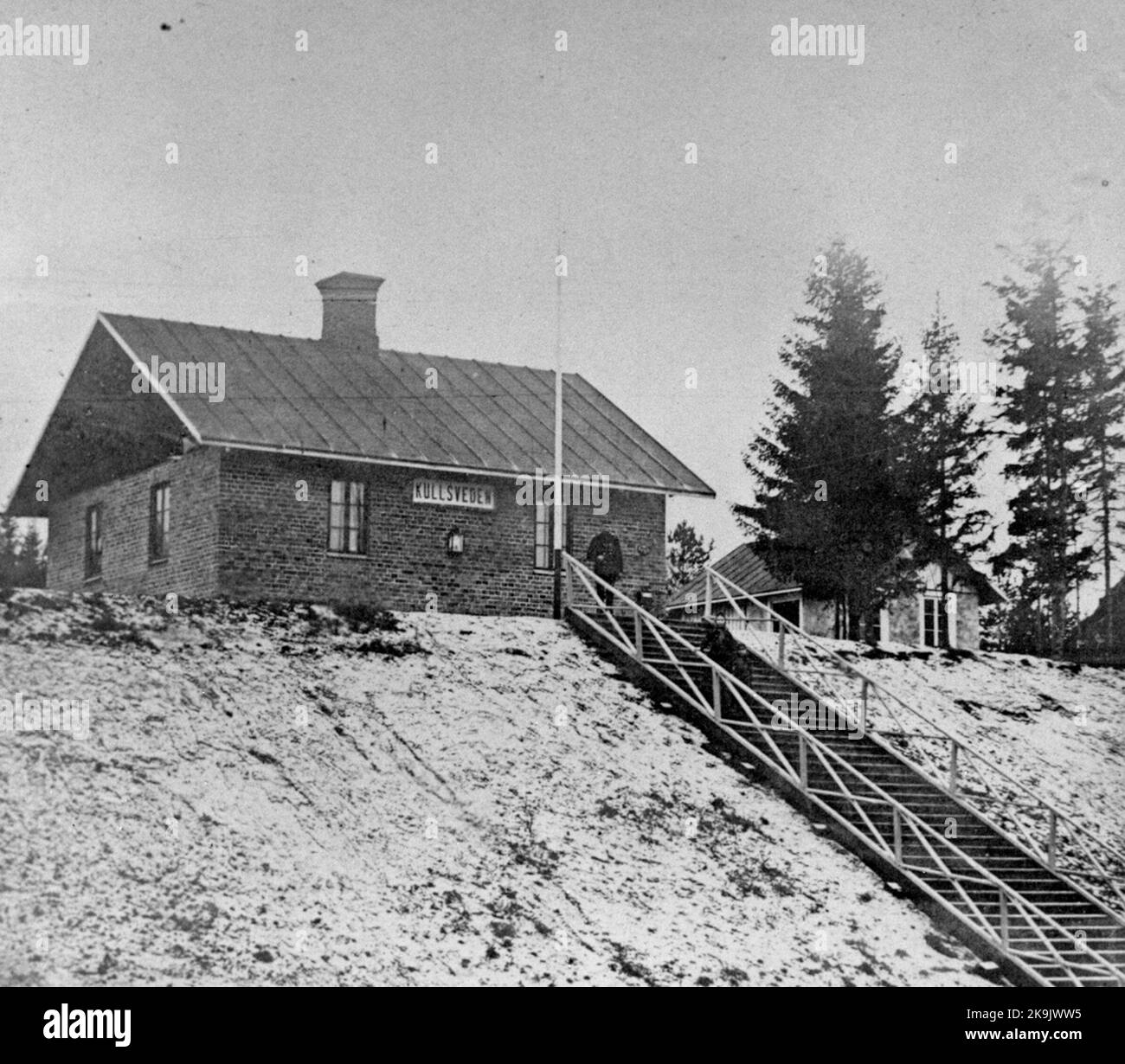 From the higher located station house leads a staircase down to the ...