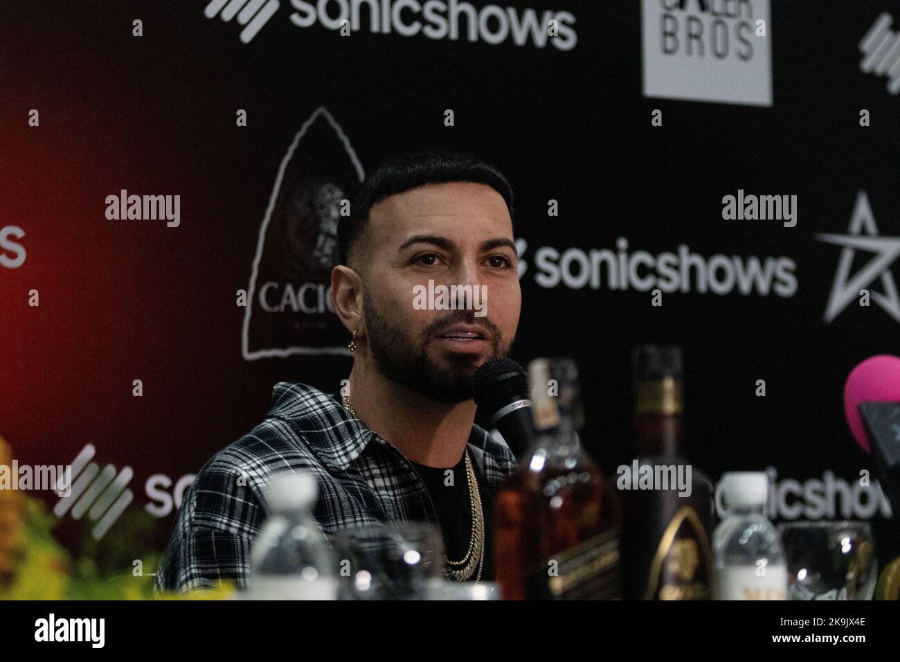 Reggaetn hi-res stock photography and images - Alamy