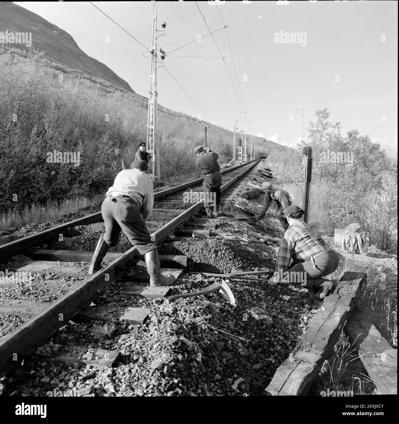 Track adjustment, grinding change Stock Photo - Alamy
