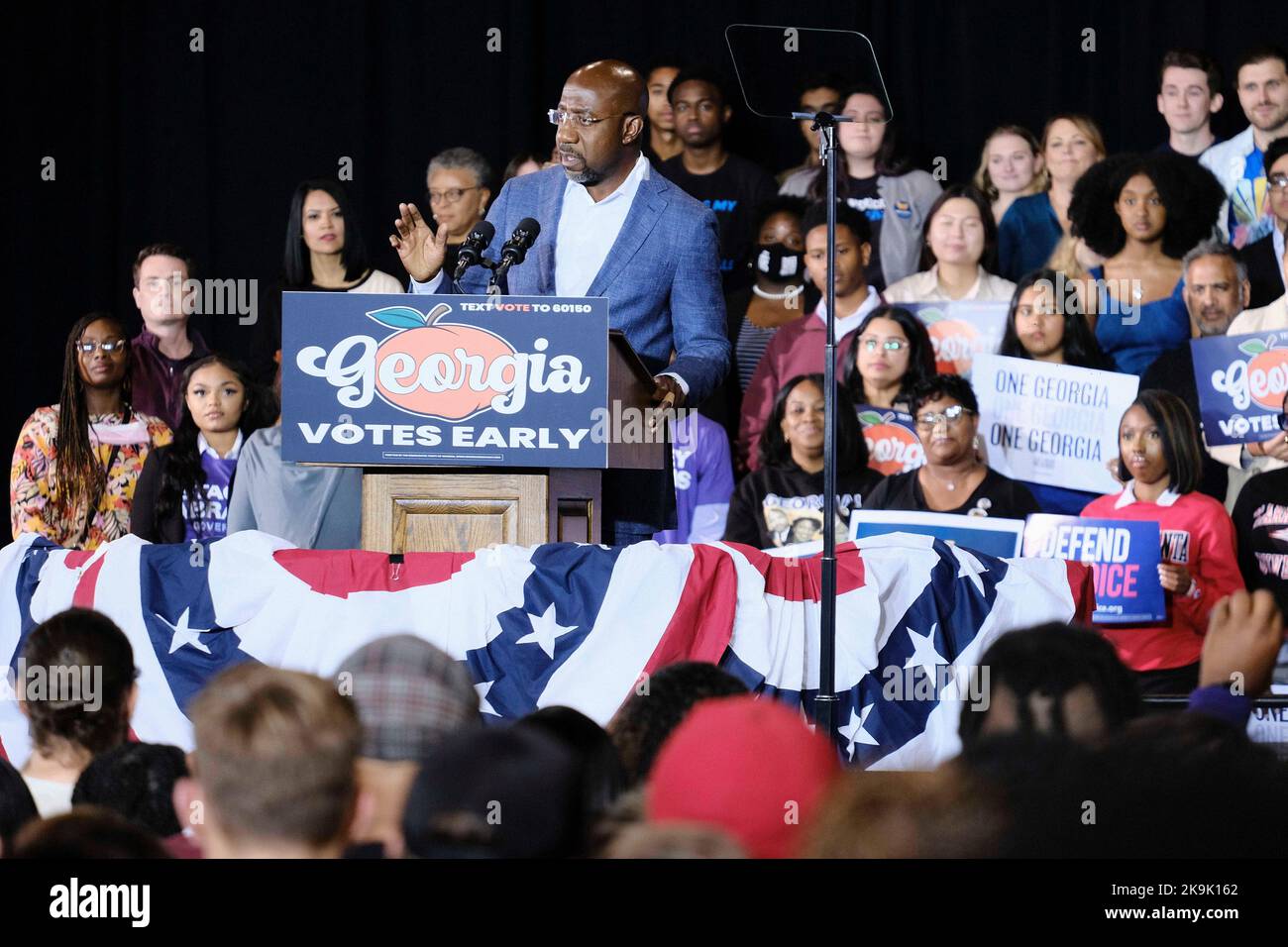 College Park, Georgia, USA. 28th Oct, 2022. Senator Raphael Warnock(D ...