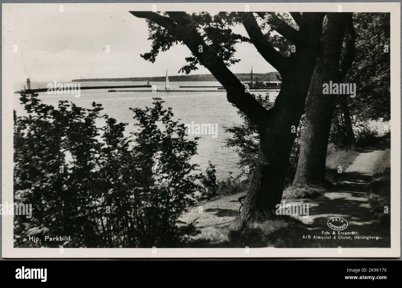The park in Hjo with lake views Stock Photo - Alamy