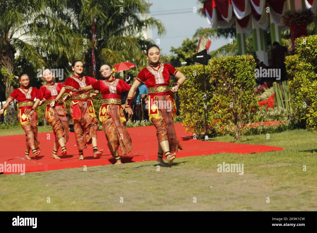 Madiun, East Java, Indonesia. 28th Oct, 2022. A number of students ...