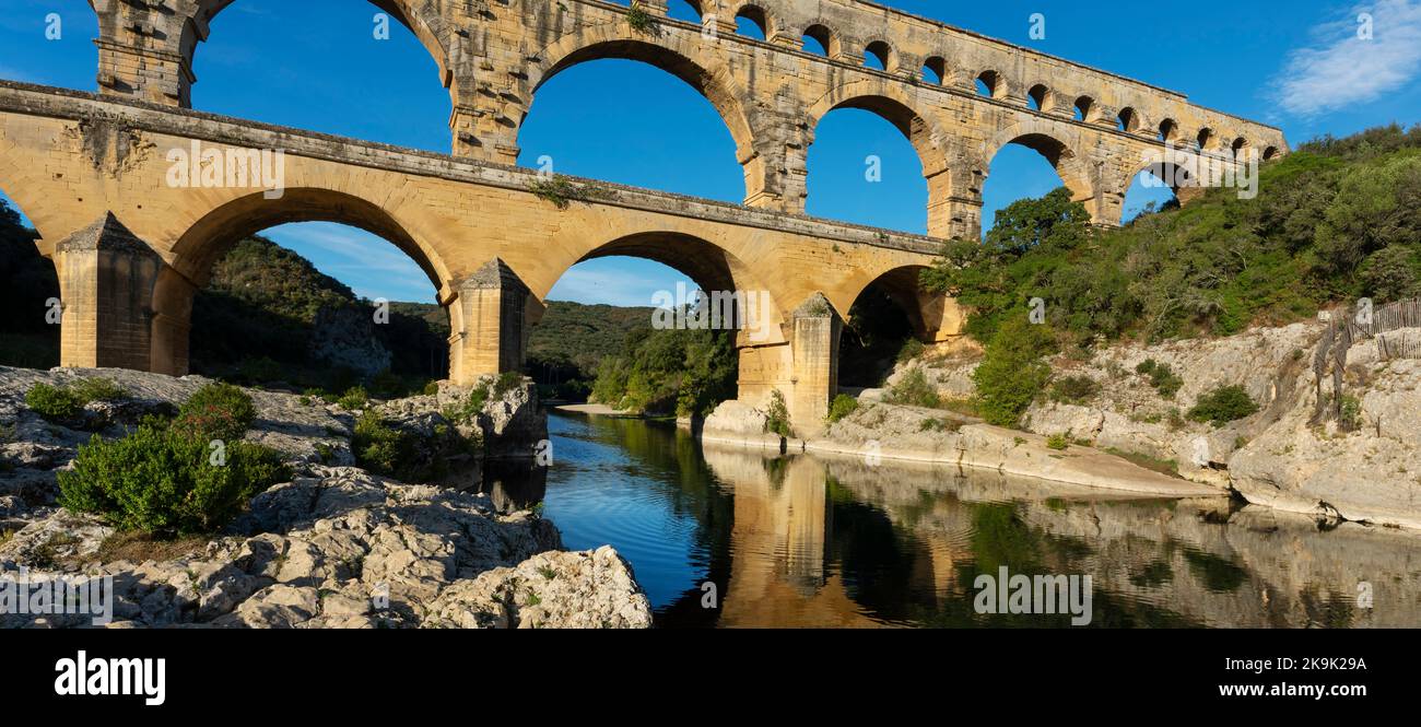 Horizontal view of famous Pont du Gard, old roman aqueduct in France ...