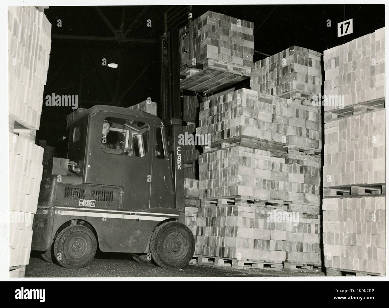 Loading of bricks with truck at Domnarvet Stock Photo - Alamy