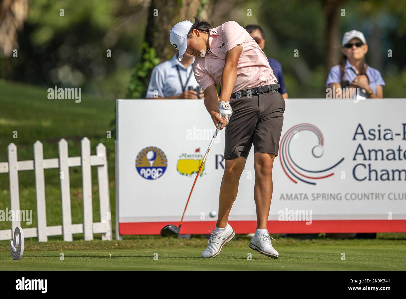 CHONBURI, THAILAND - OCTOBER 29: Joshua Bai of New-Zealand on the first ...