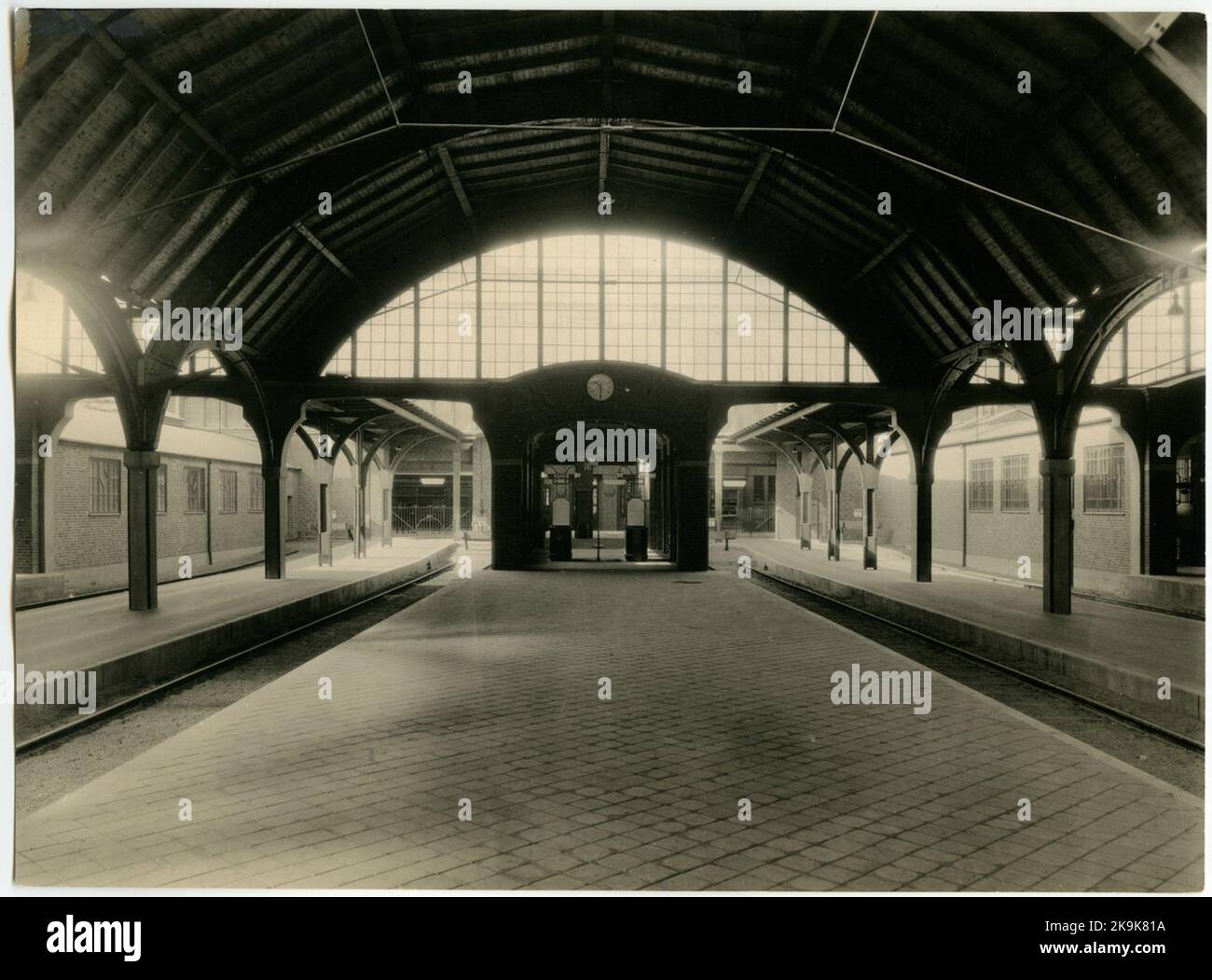 The track hall, western gable. The ticket barrier Stock Photo - Alamy