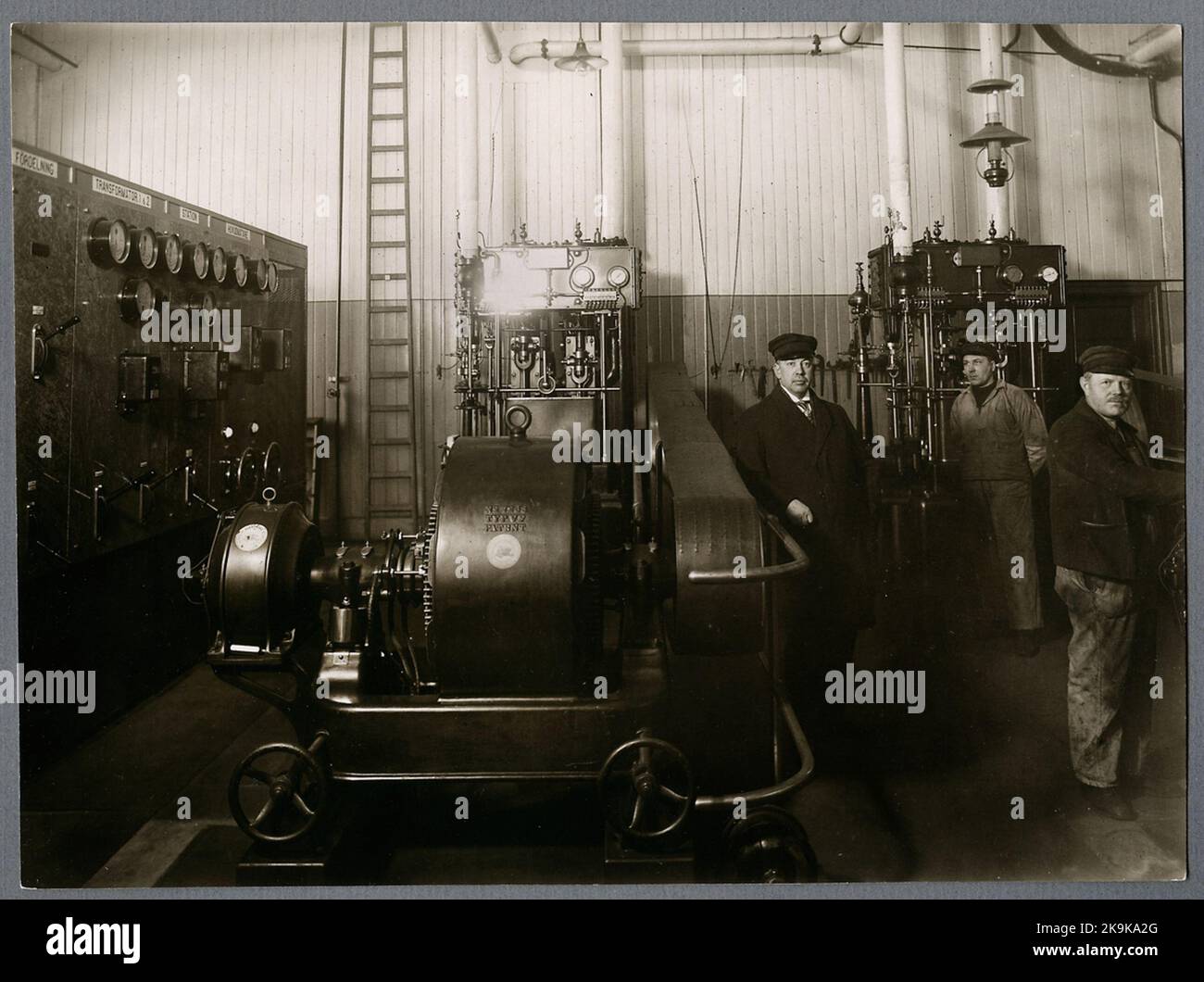 Electric generator and engine. Group photo Stock Photo - Alamy