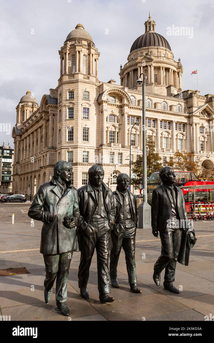The Beatles Statue created by Andy Edwards on the Pier Head in ...
