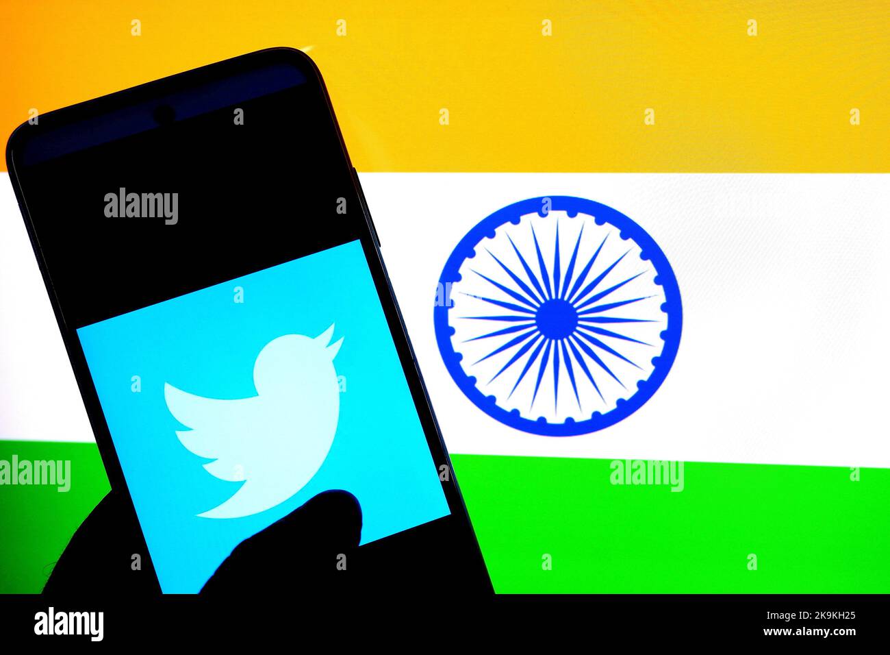 Indian twitter hi-res stock photography and images - Alamy