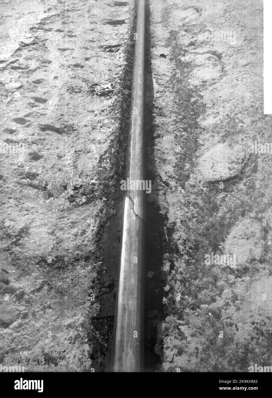 Rail joints hi-res stock photography and images - Alamy