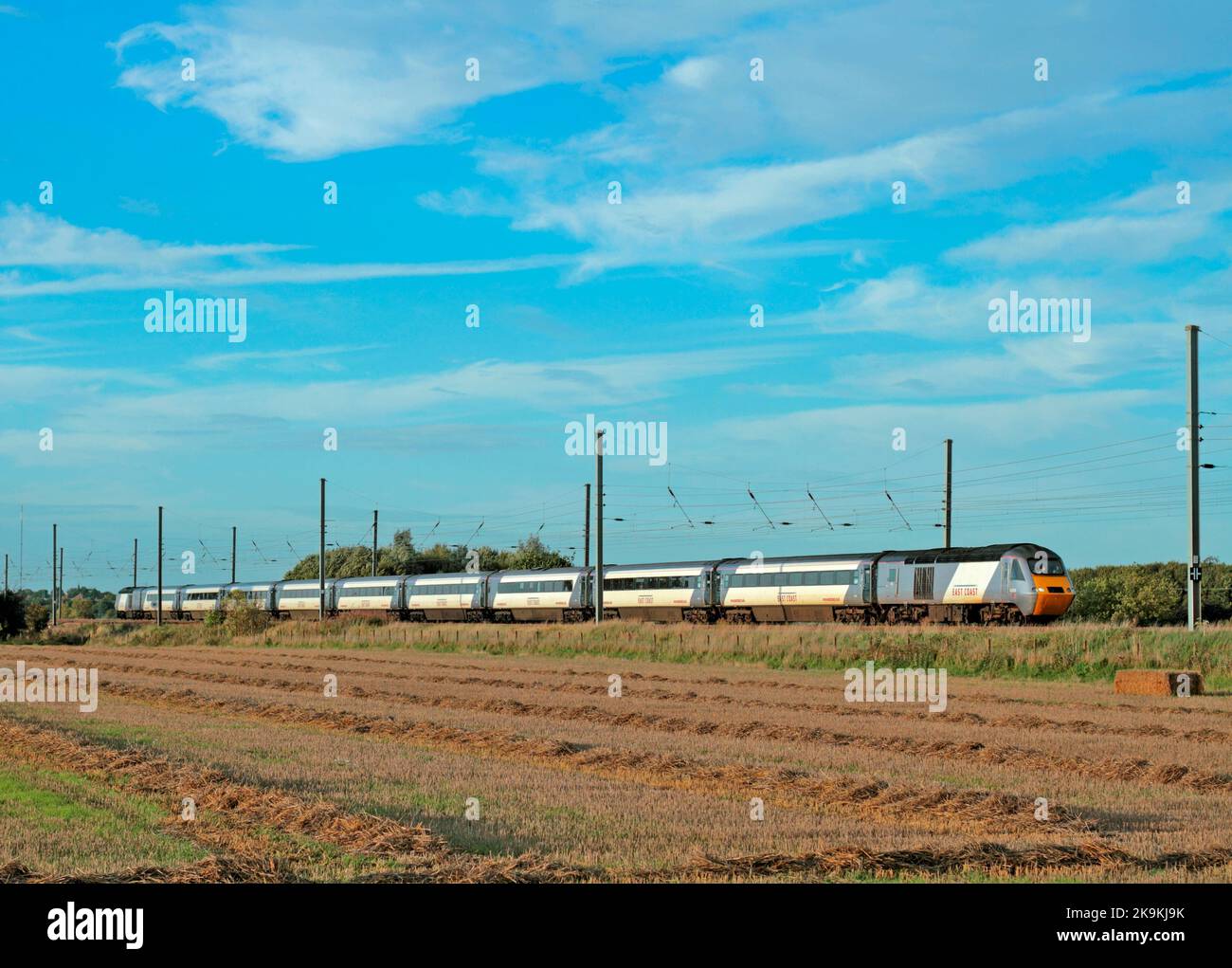An HST with power cars 43309 and 43305 forms an East Coast service at ...