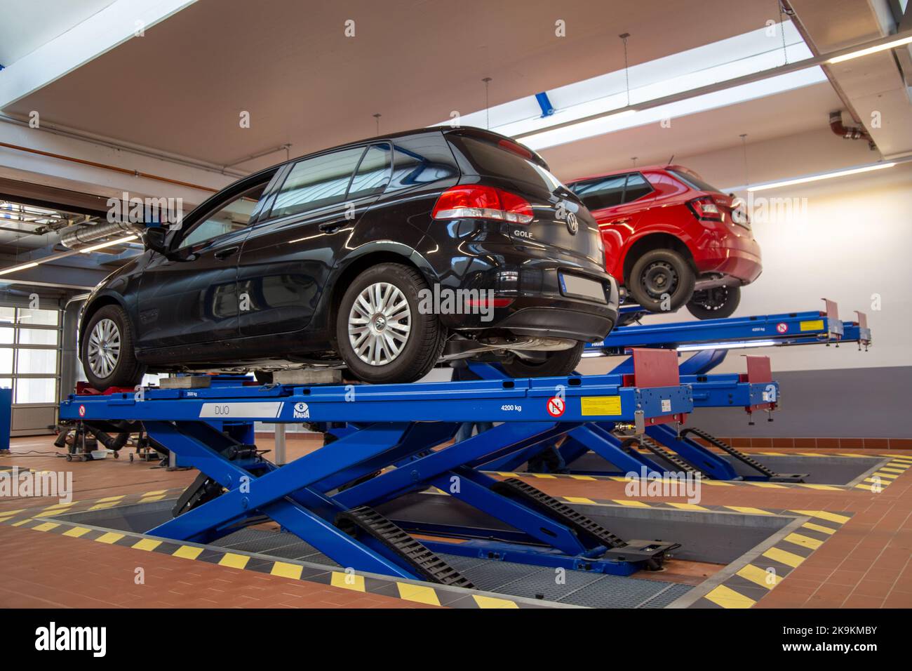 VW Golf at the main inspection (Ludwigshafen, Germany, February 14 ...