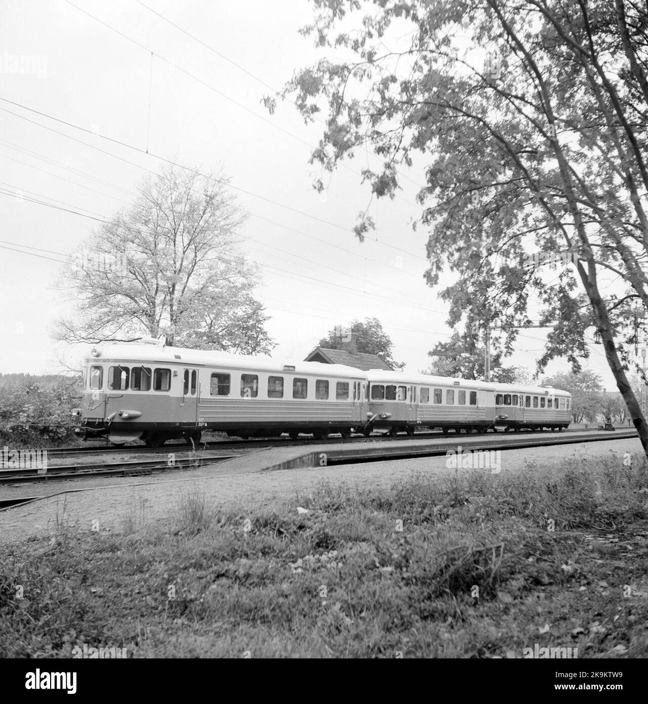 Rail bus train, State Railways, SJ YCO6 at the station Stock Photo - Alamy