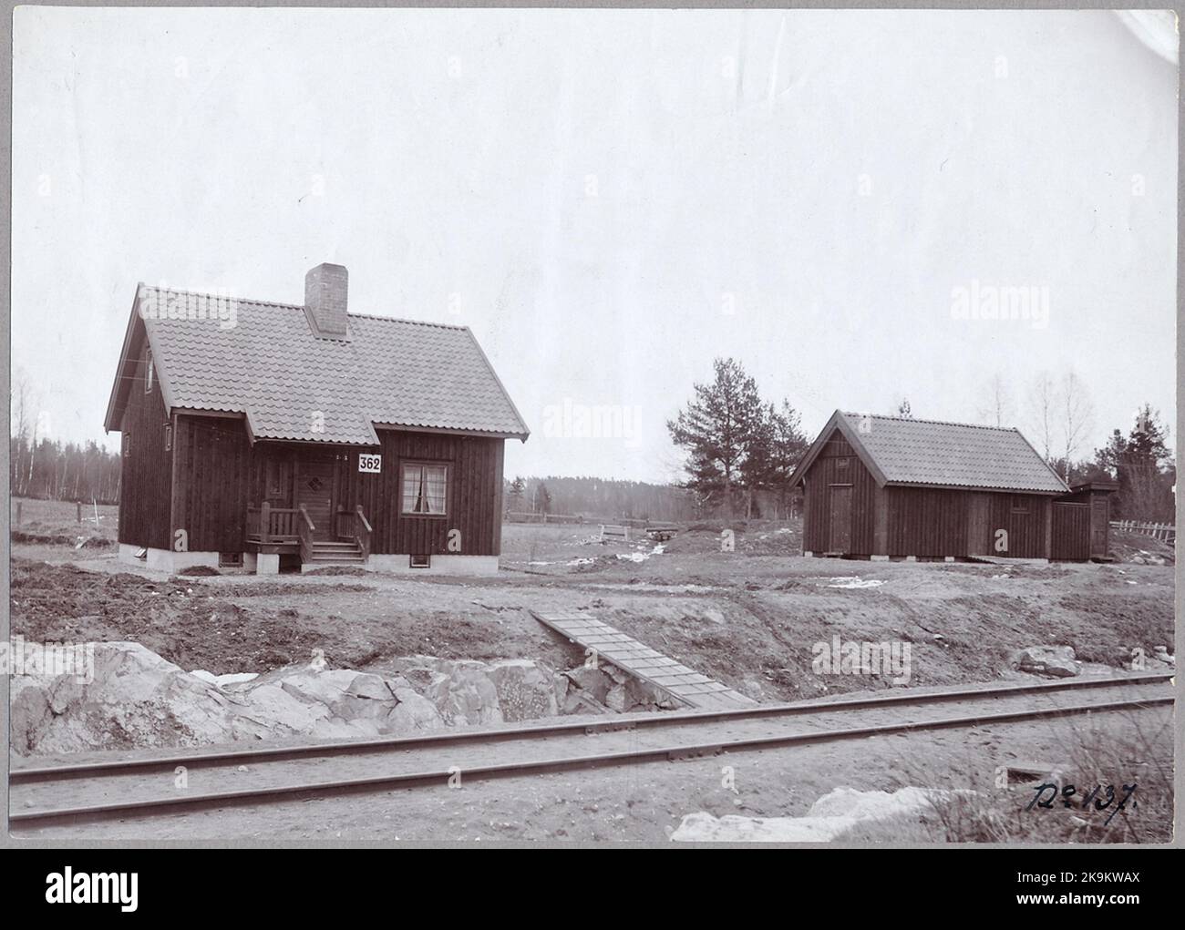 Track guard cabin no: 362 on the line between Järna and Hölö Stock ...