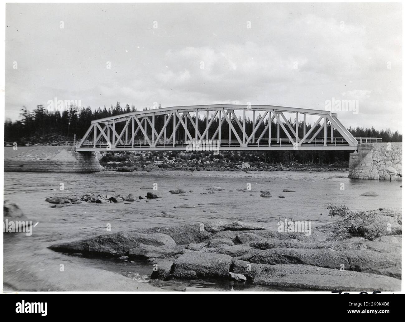 River bridge span Cut Out Stock Images & Pictures - Alamy