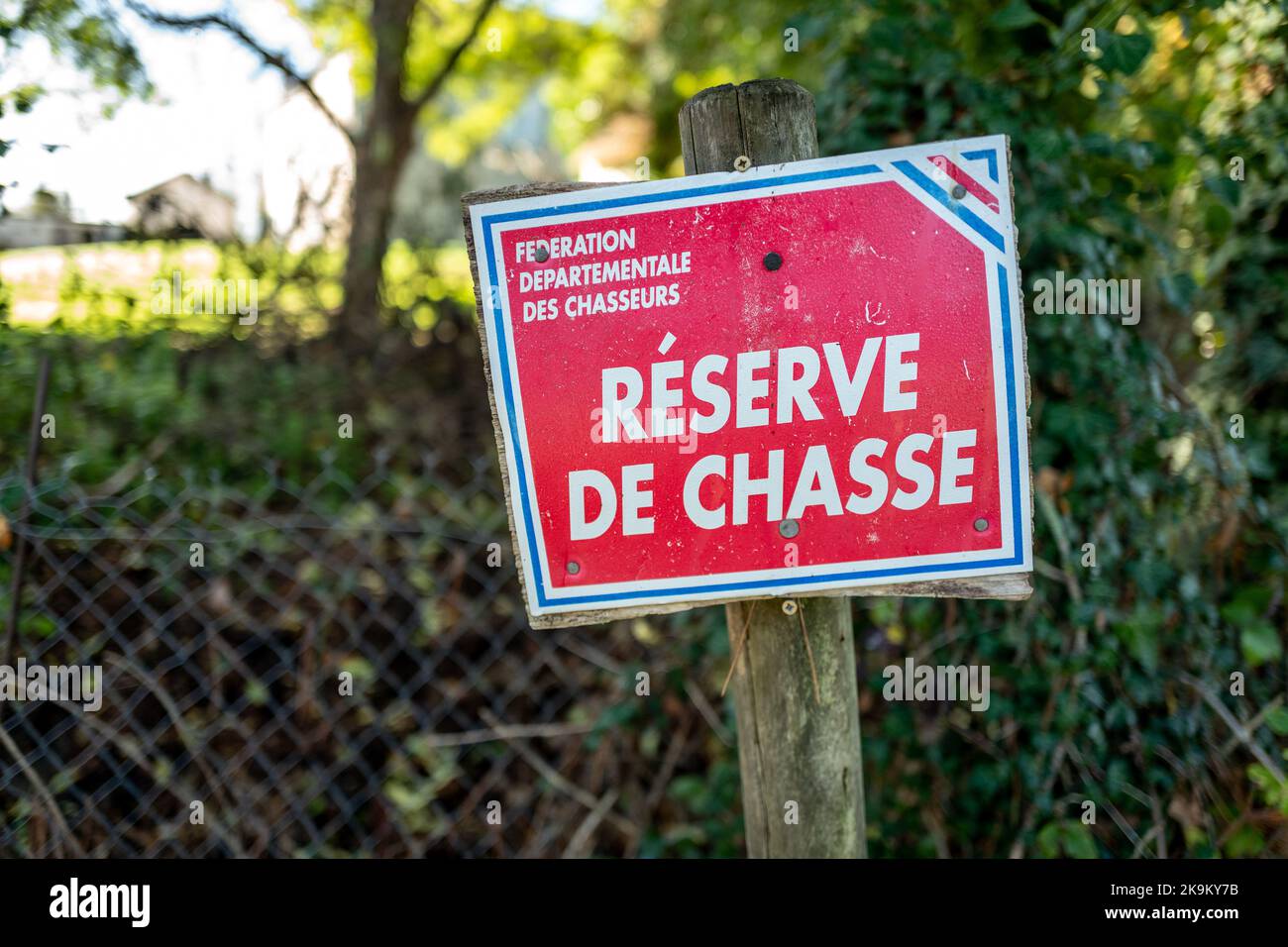 Lachaise, October 22nd 2022: Hunting sign (Reserve de chasse) in the ...