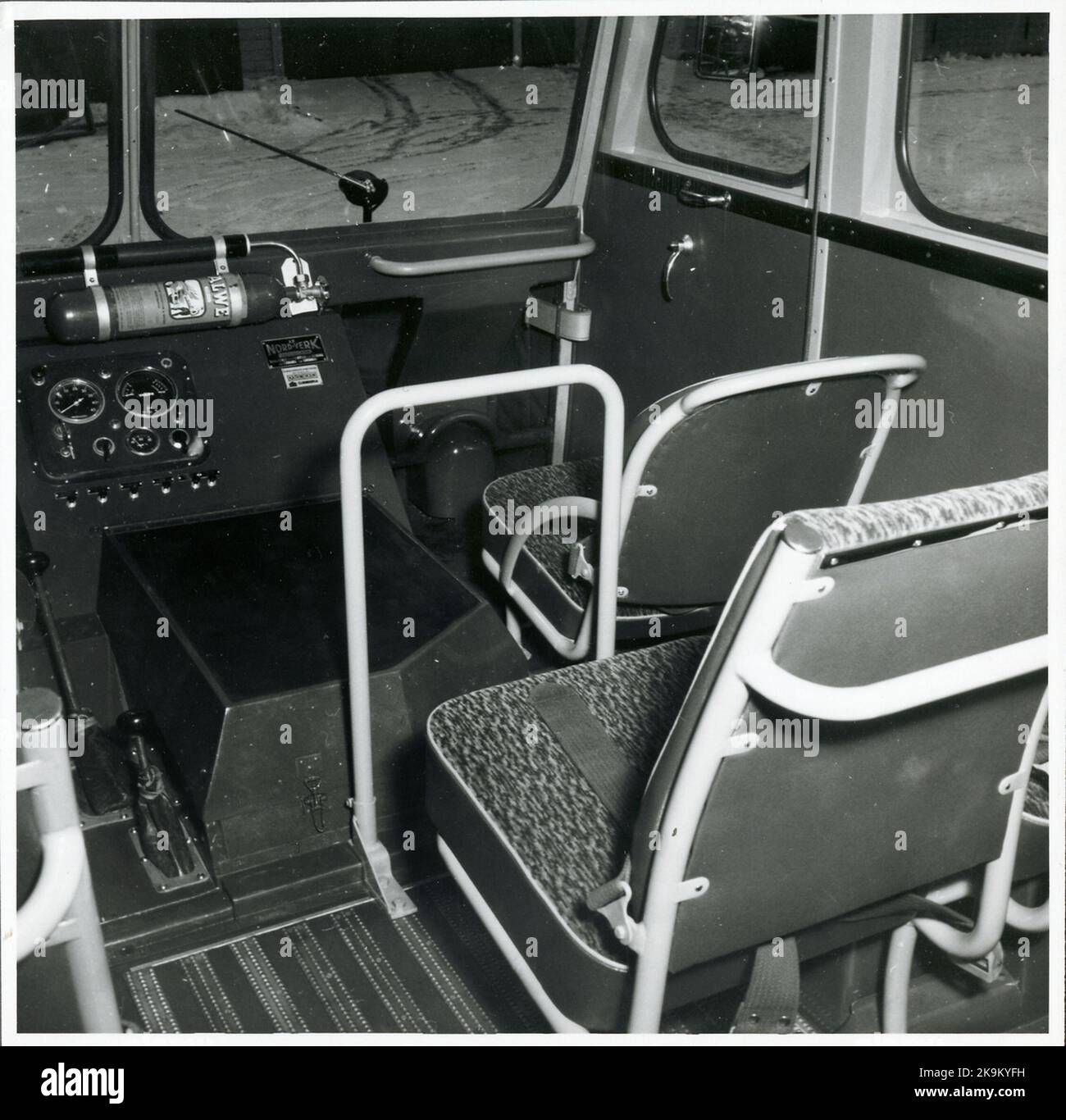 The driver's space in the so -called "snow bus", for the state's ...