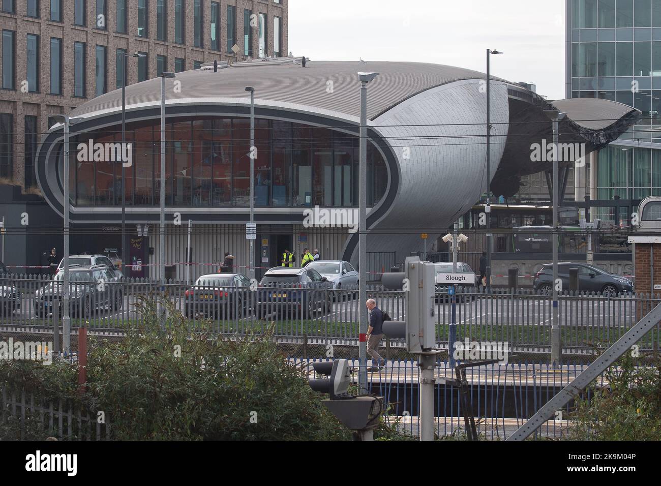 Slough, Berkshire, UK. 29th October, 2022. A huge fire broke out at ...