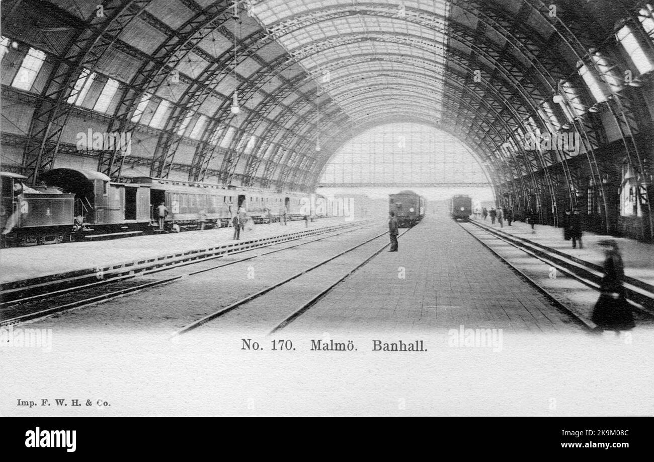 The track hall interior. Rebuilding of Malmö station house, arched ...