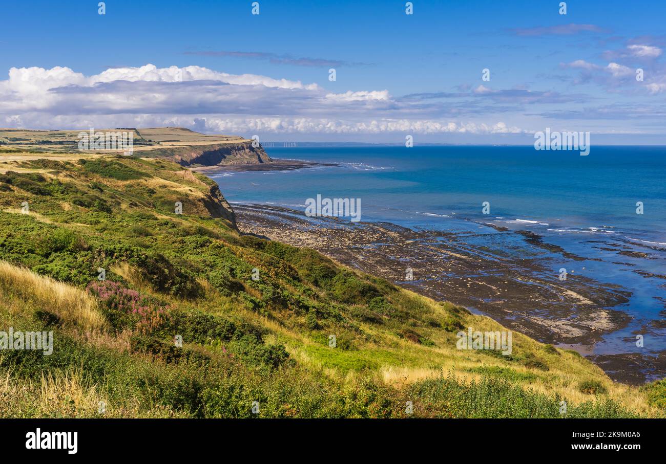 Cleveland way coast staithes hi-res stock photography and images - Alamy