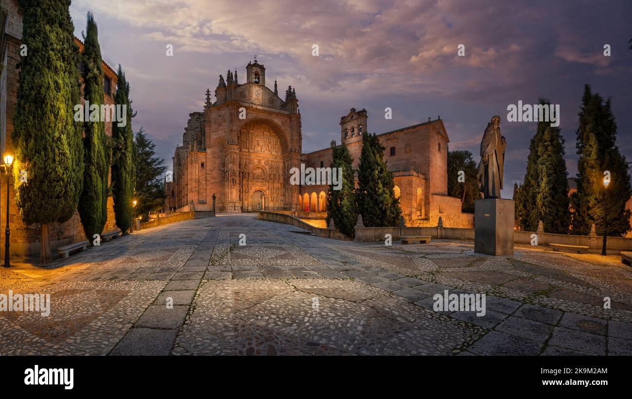The Convento de San Esteban at dusk, Salamanca Stock Photo - Alamy